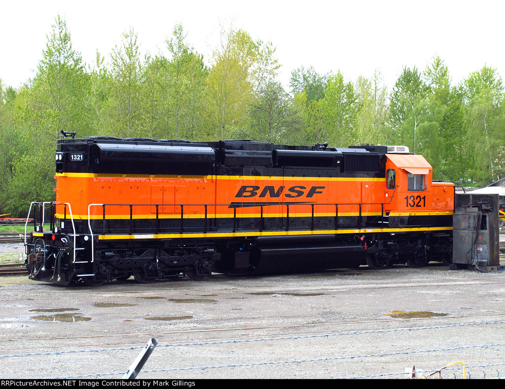 BNSF 1321